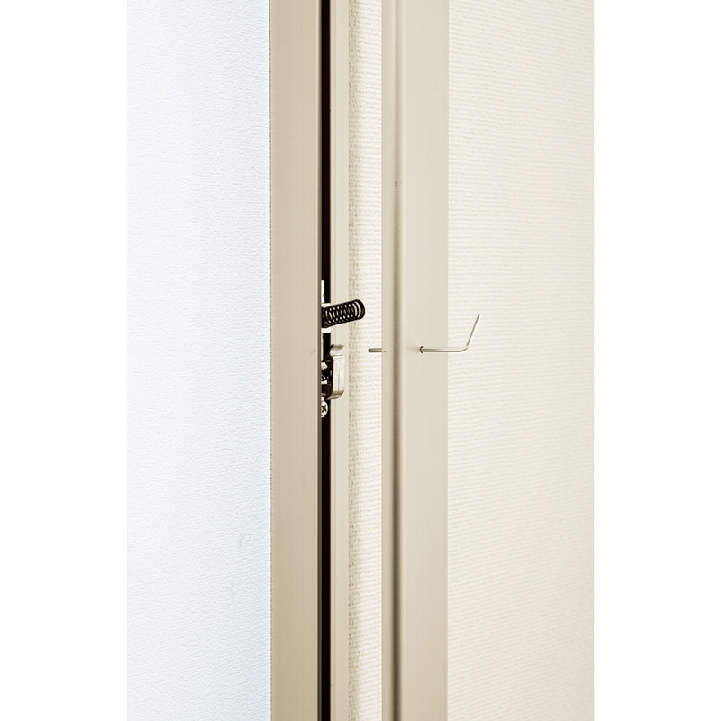 【掲示板】アルモード 壁面掲示板 613 ブラック 屋内用 B2タテ マグネットクロス(アイボリー)仕様 | 看板の激安通販サインシティ【看板 ...